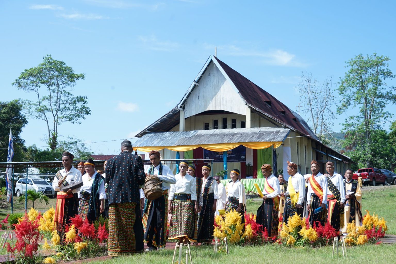 gereja tua rekas – Keuskupan Ruteng